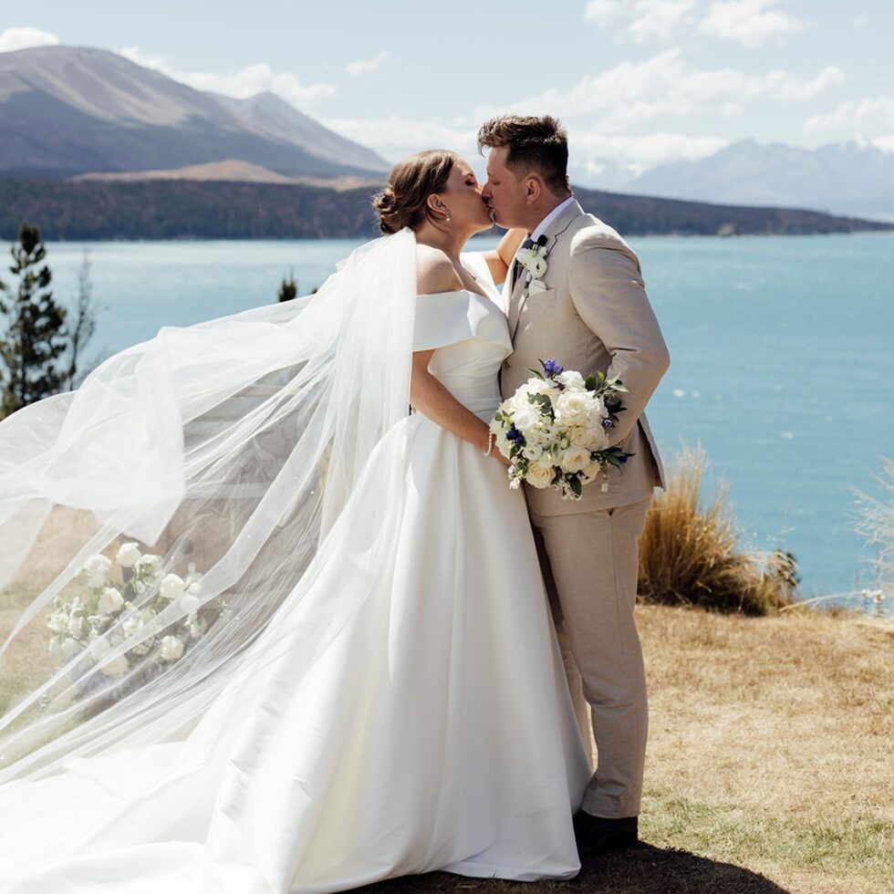 Home - Mt Cook Lakeside Retreat